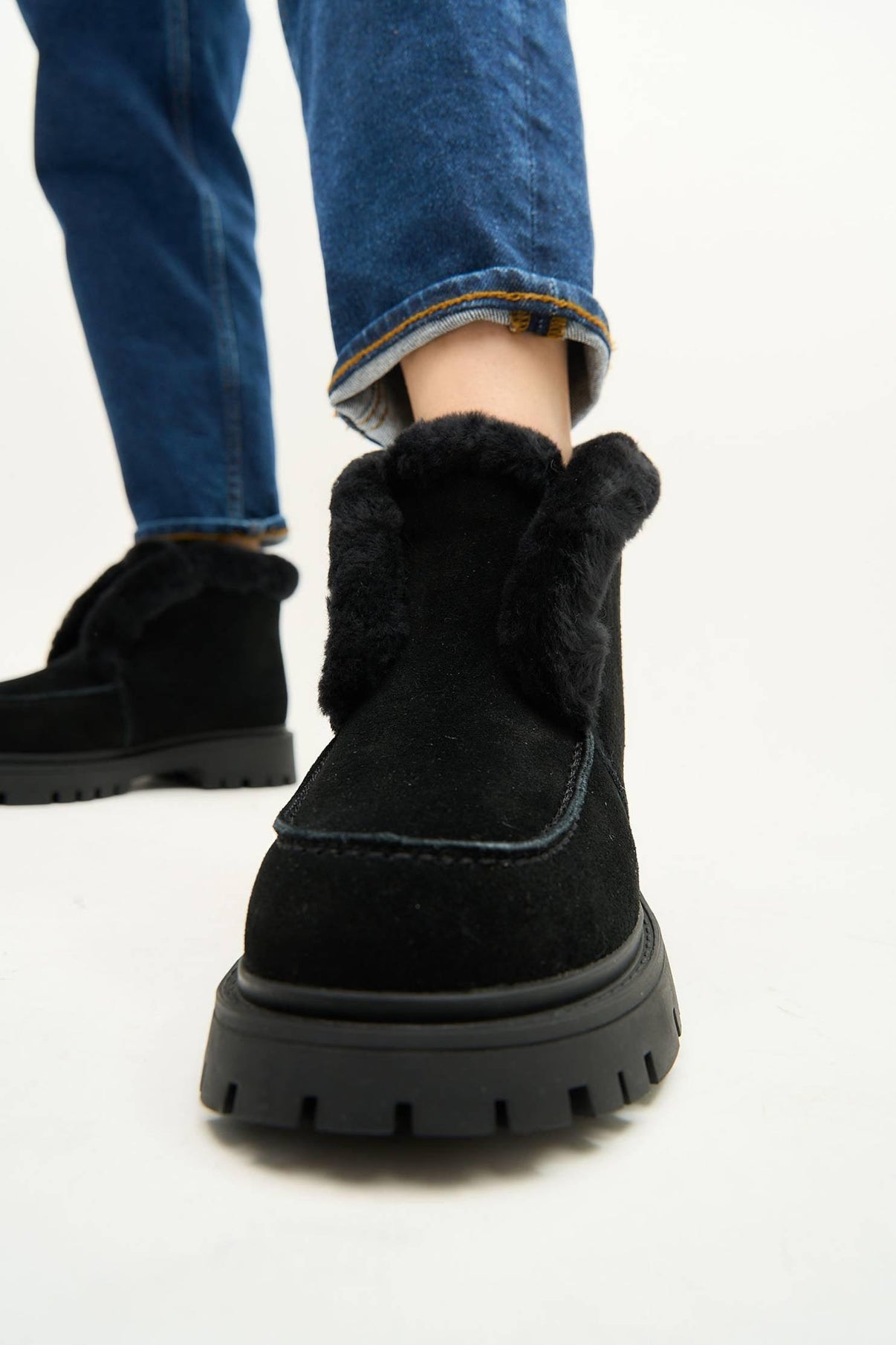 Vail Black