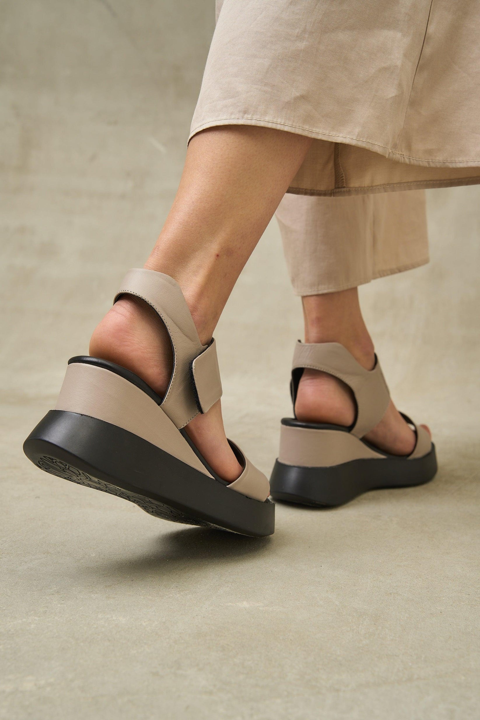 Lonza Cample Platforms - Beige ( USD$146.00 ) - premium women's shoes on lonzashoes.com