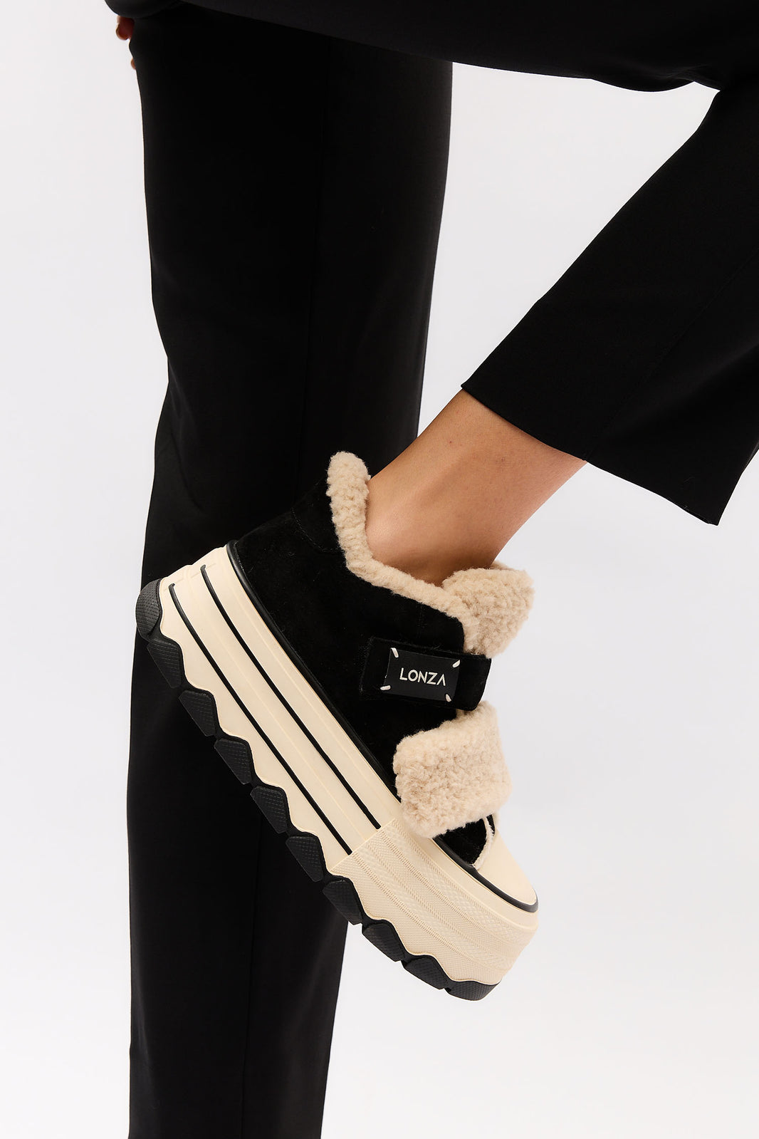 Lonza New Collection - premium women's shoes on lonzashoes.com