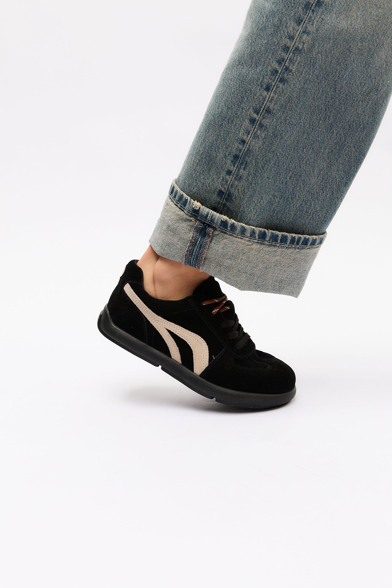 Lonza Briena Black ( USD$99.00 ) - premium women's shoes on lonzashoes.com